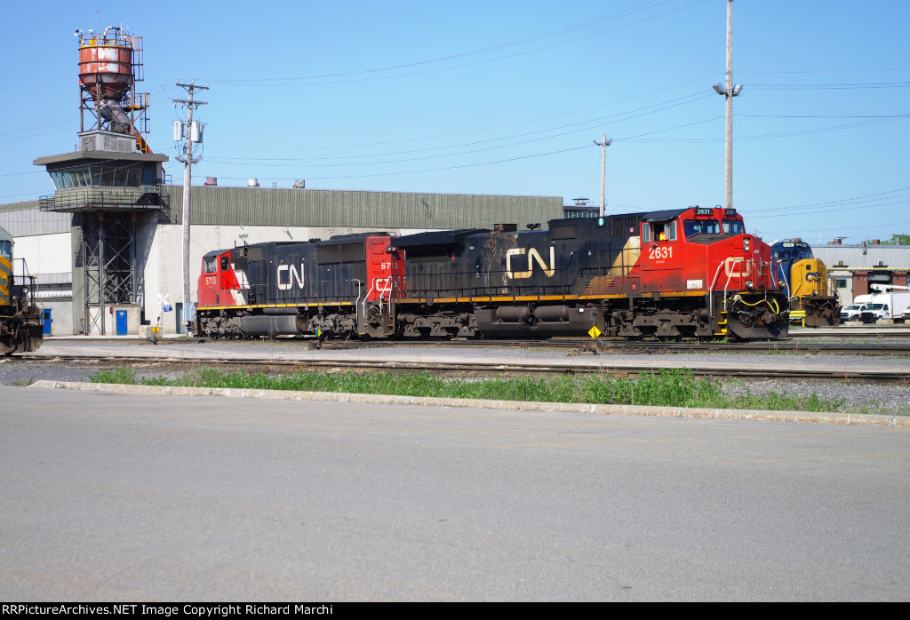 CN 2631